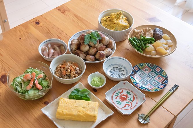 Private Tsukiji Market Visit and Cooking Class in Junkos Home - Booking and Pricing Details