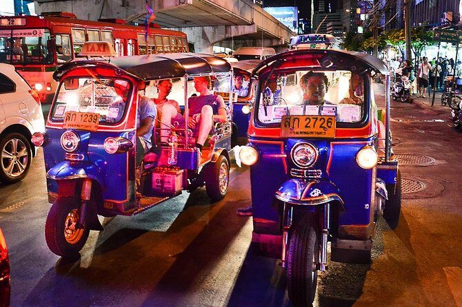 Private Tuk Tuk Tour at Bangkok : Evening with Local Host - Who Should Consider This Tour?