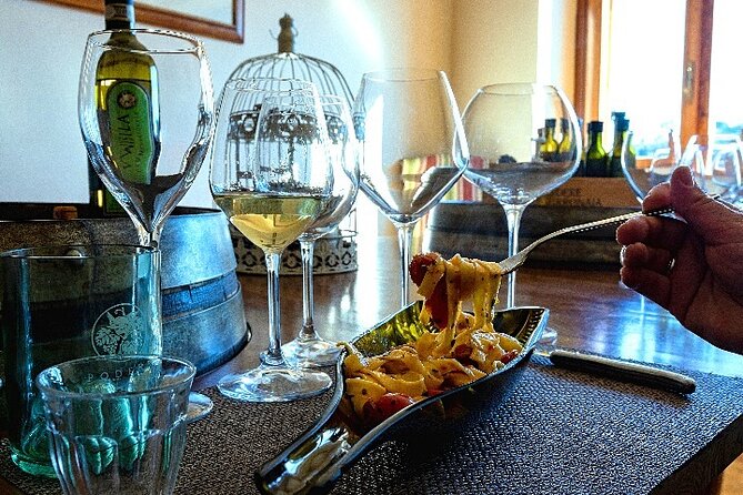 Private Tuscan Meal With Wine and EVO Oil Tasting - Booking and Reservation Tips