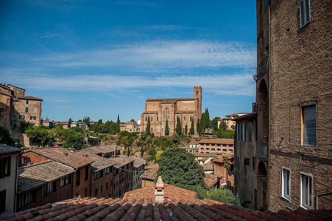 Private Tuscany Tour to Siena and San Gimignano With Winery Lunch - Accessibility and Fitness Level