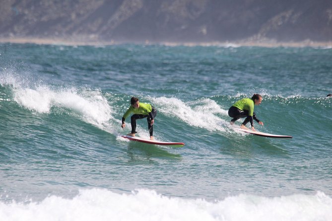 Private Two on One Surf Lesson in Newquay (2 Students, 1 Instructor) - Skill Level Suitability