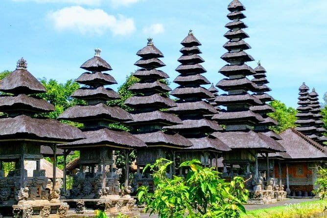 Private Ubud Tour, Sunset Tanah Lot Temple with Transfer - Insights from Past Travelers