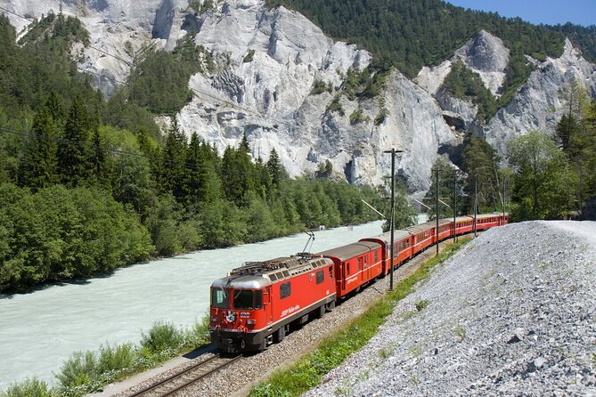 Private unforgettable Swiss Grand Canyon tour - The Sum Up