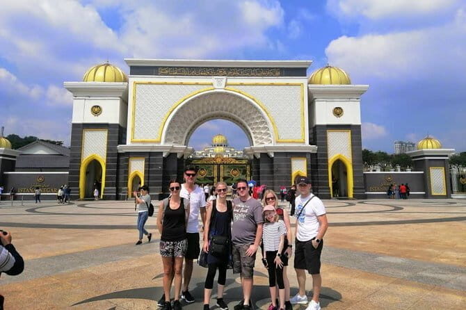Private Usage Vehicle with Driver At Kuala Lumpur - An In-Depth Look at the Private Vehicle & Driver Experience in Kuala Lumpur