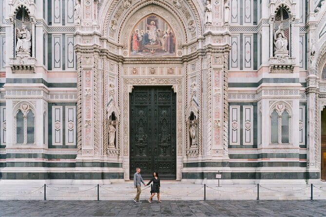Private Vacation Photography Session with Local Photographer in Florence - Key Points