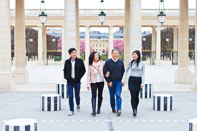 Private Vacation Photography Session With Local Photographer in Paris - Capturing Unforgettable Moments