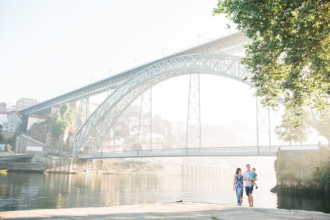 Private Vacation Photography Session with Local Photographer in Porto - Why Opt for a Private Photoshoot in Porto?