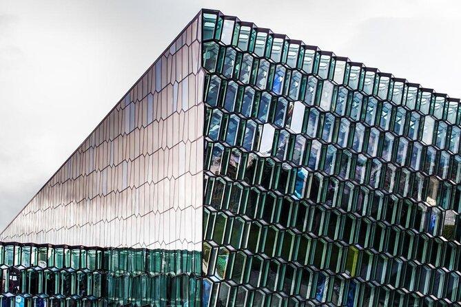 Private Vacation Photography Session with Local Photographer in Reykjavik - Introducing the Private Vacation Photography Session in Reykjavik
