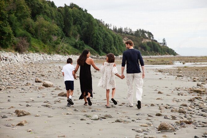 Private Vacation Photography Session with Local Photographer in Tofino - What to Expect from Your Tofino Photo Session