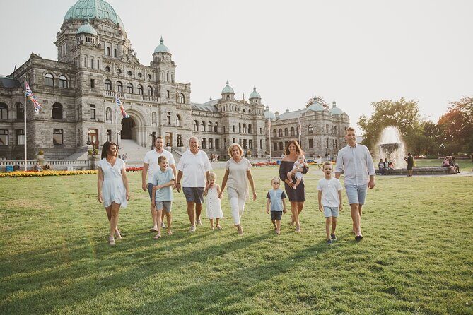Private Vacation Photography Session with Local Photographer in Victoria - What This Experience Is All About