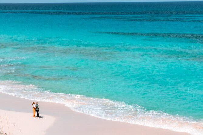 Private Vacation Photoshoot with Photographer in San Juan - Key Points