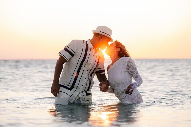 Private Vacation Photoshoot with Photographer in Turks & Caicos - Who Should Book This?
