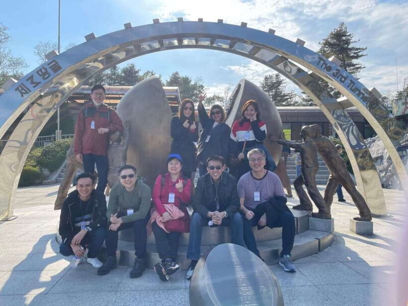 Private van with English Speaking guide in South Korea - The Real Value of This Experience