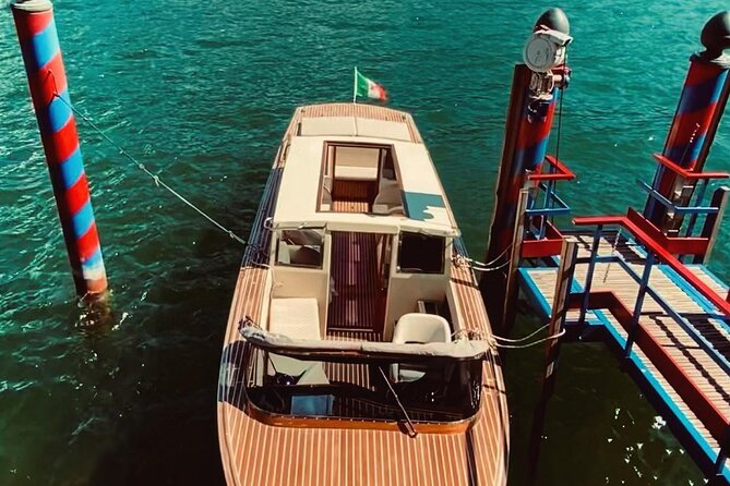 Private Venetian Wooden Boat Tour up to 10 pax - Authentic Experiences and Genuine Value