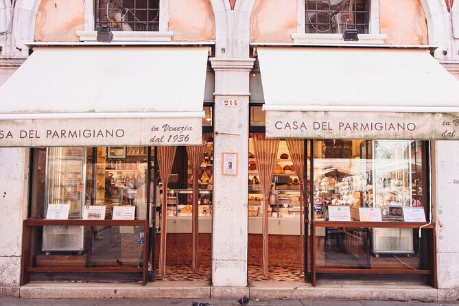 Private Venice Street Food Tour With a Sommelier - Meeting and Pickup Details