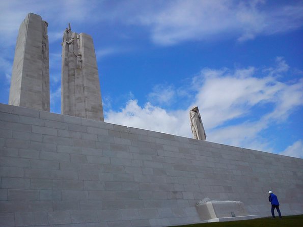 Private Vimy and Belgium Canadian Battlefield Tour from Bruges - FAQ