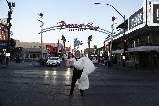Private Vintage Vegas Walking Photo Tour - Introduction