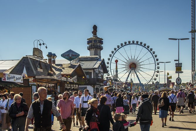 Private VIP Oktoberfest, Table, 3-Course-Menu, Beer & Champagne - FAQ