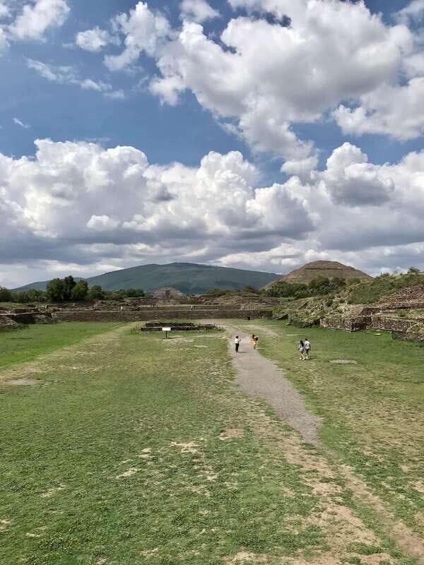 Private VIP Tour Teotihuacán: Transport+English Local Guide - Key Points
