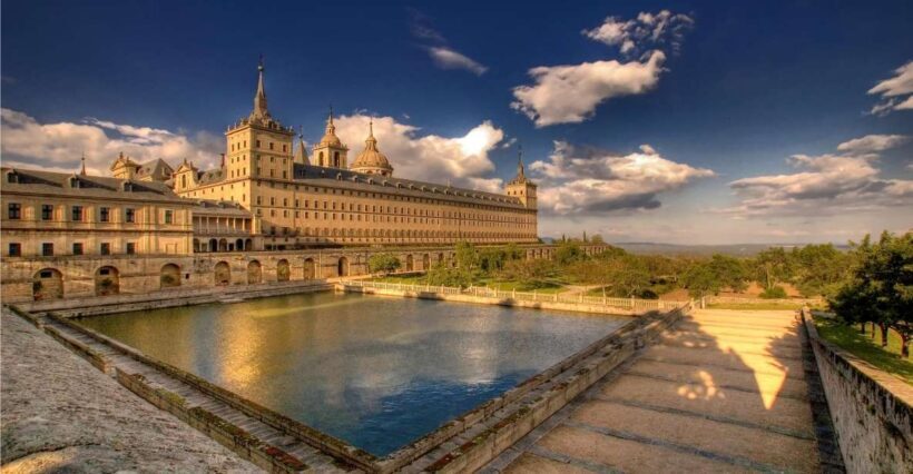 Private VIP visit El Escorial Palace, Monastery and Gardens - An In-Depth Look at the El Escorial Private Tour