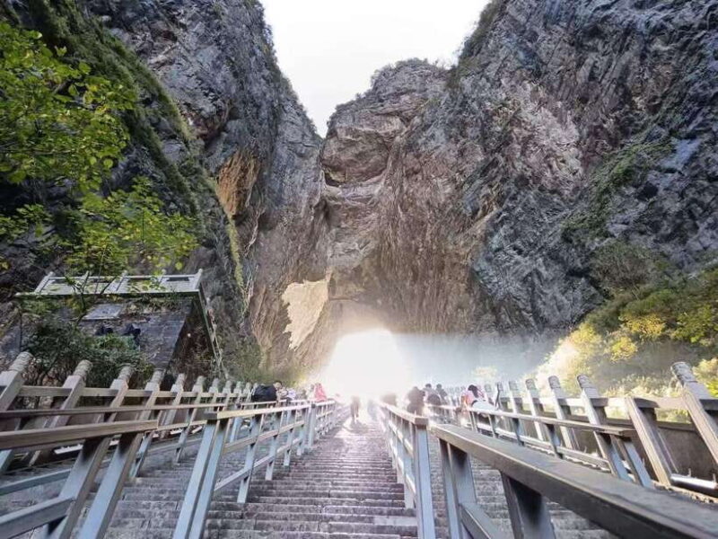 Private VIP Zhangjiajie Tianmen Mountain Day Tour - Setting the Scene: What to Expect on This Day