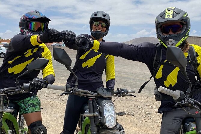 Private Volcanoes Tour Electric Experience of Fuerteventura - Included Features