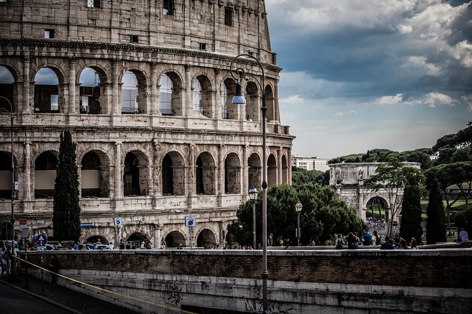 Private Walk and Photo Shooting in Rome - Capturing Iconic Moments