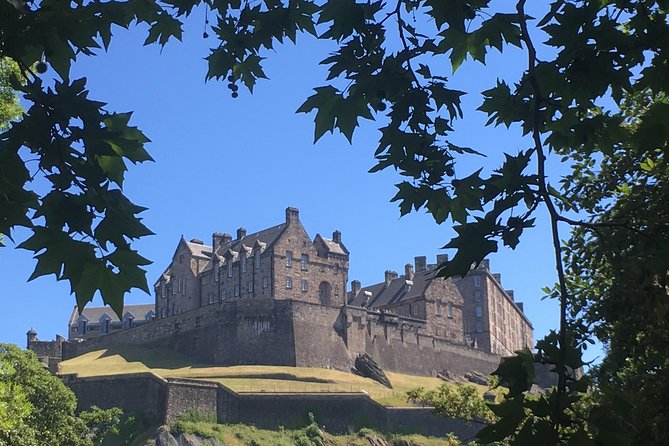 Private Walk: Edinburgh Old Town and New Town - Pricing and Cancellation