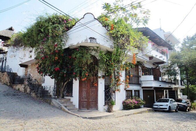 Private Walk getting to know the Center of Puerto Vallarta - A Walk Through the Heart of Puerto Vallarta: A Detailed Review