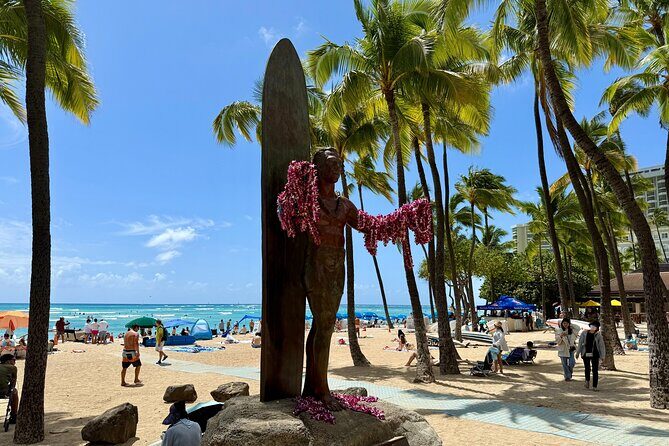 Private Walking Food Tour in Honolulu With Secret Food Tours - The Guide and Tour Experience