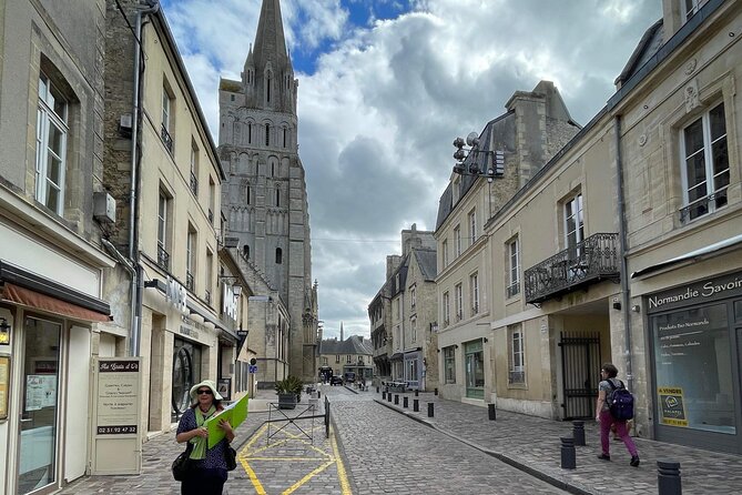Private Walking Guided Tour of Historic Bayeux English or French - Exploring Bayeuxs Architectural Gems