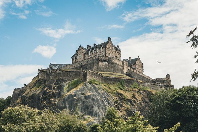 Private Walking Tour: Edinburgh Highlights, including entry to Edinburgh Castle - FAQs