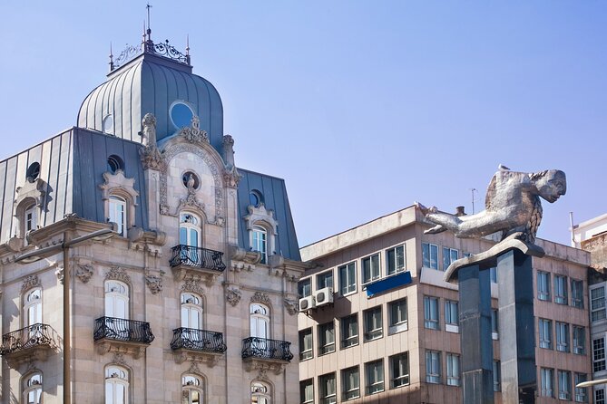 Private Walking Tour from Casco Vello to Mercado da Pedra in Vigo - Key Points