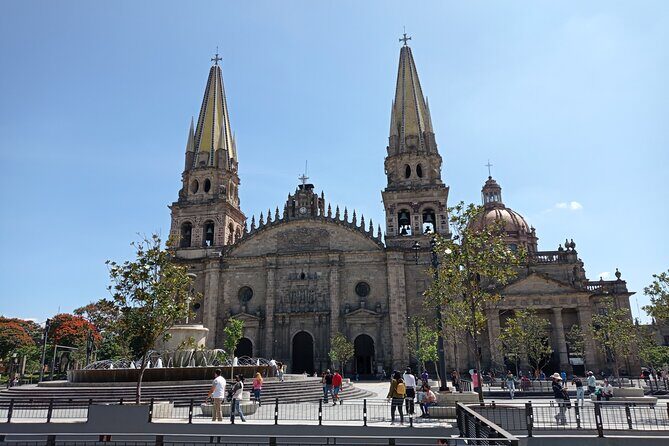 Private Walking Tour Guadalajara History and Murals with Guide - FAQ