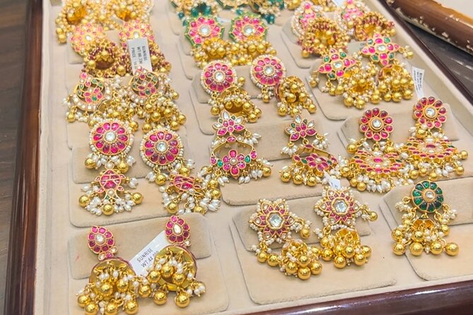 Private Walking Tour into the Oldest Local Market in Bengaluru - Who Should Consider This Tour?