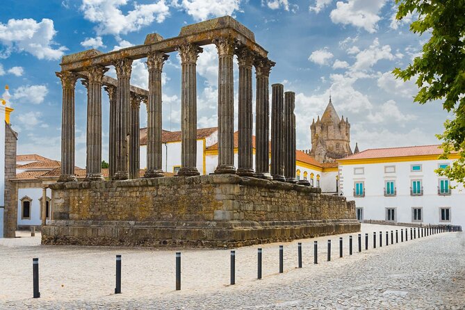 Private Walking Tour of Highlights Locations in Evora - Experience the Museum City of Portugals Golden Age