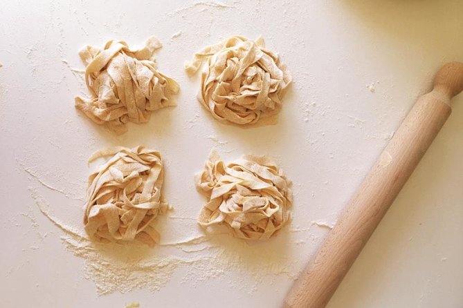 Private Walking Tour of Rome and a Cooking Class - Key Points