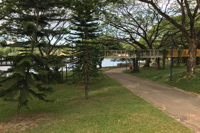 Private Walking Tour of the Shah Alam Lake Gardens with Pick Up and Lunch - Who Will Appreciate This Tour?