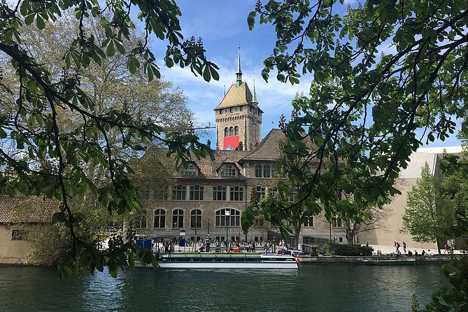 Private Walking Tour of Zurich with private official tour guide - Who Should Consider This Tour?