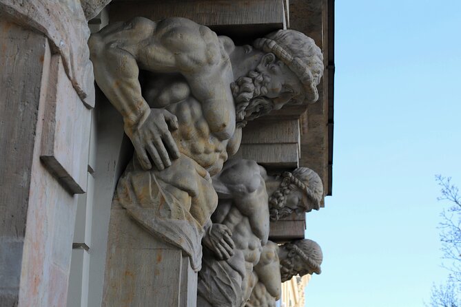 Private Walking Tour Stroll Down the Royal Route Promenade - Introducing the Private Walking Tour Stroll Down the Royal Route Promenade