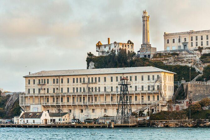 Private Walking tour to Alcatraz from San Francisco - A Close Look at What You Can Expect