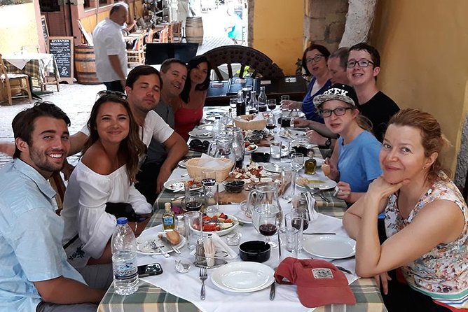 PRIVATE Walking Tour With Lunch and Wine Tasting by a Sommelier - The Wine Tasting Experience