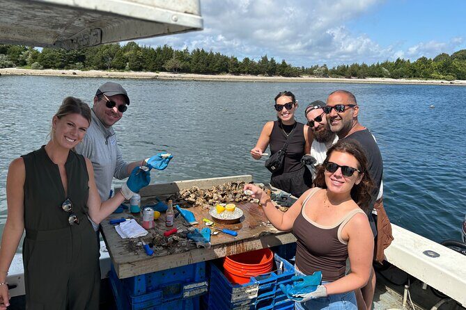 Private West Passage Oyster Tasting Aquaculture Tour - Key Points