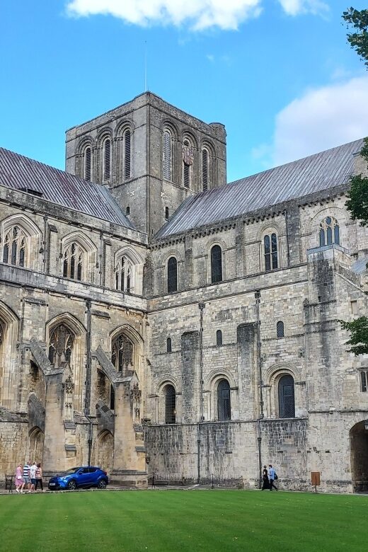 Private Winchester Walking Tour - Why This Tour Stands Out