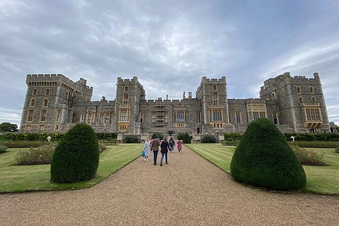 Private Windsor Castle and Stonehenge Day Tour - Windsor Castle: History and Highlights