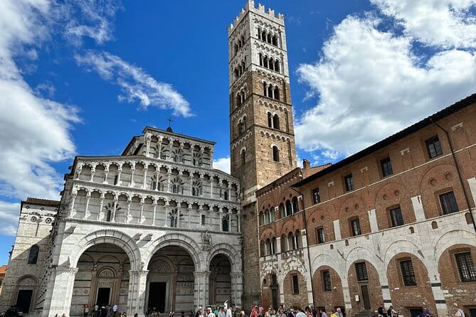 Private wine tour in Chianti Classico with sommelier (2 wineries) - Summary: Is This Tour Worth It?