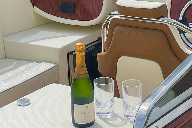 Private Wooden Boat Tour on Lake Como - Inclusions