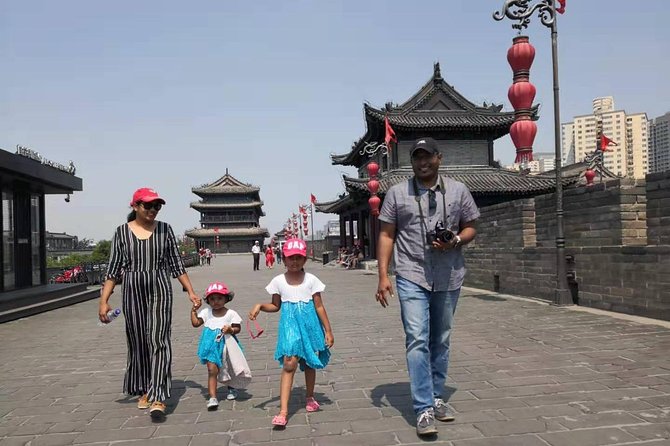 Private Xi'an Day Tour: Terracotta Army&Optional City Attractions - Authentic Experiences and Authenticity