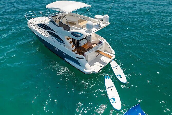 Private Yacht Charter in Cabo San Lucas  Cruise to The Arch - A Closer Look at the Yacht Cruise Experience