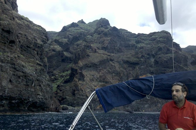 Private Yacht Excursion From Puerto Colon 3 Hours - Dining and Refreshment Offerings